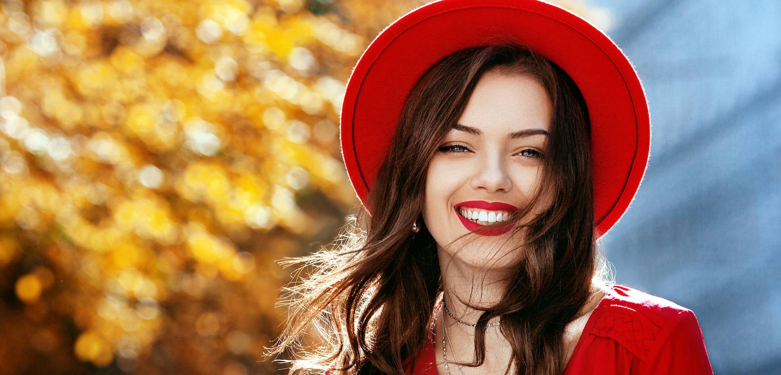 Amelia Perfect Smile Implants